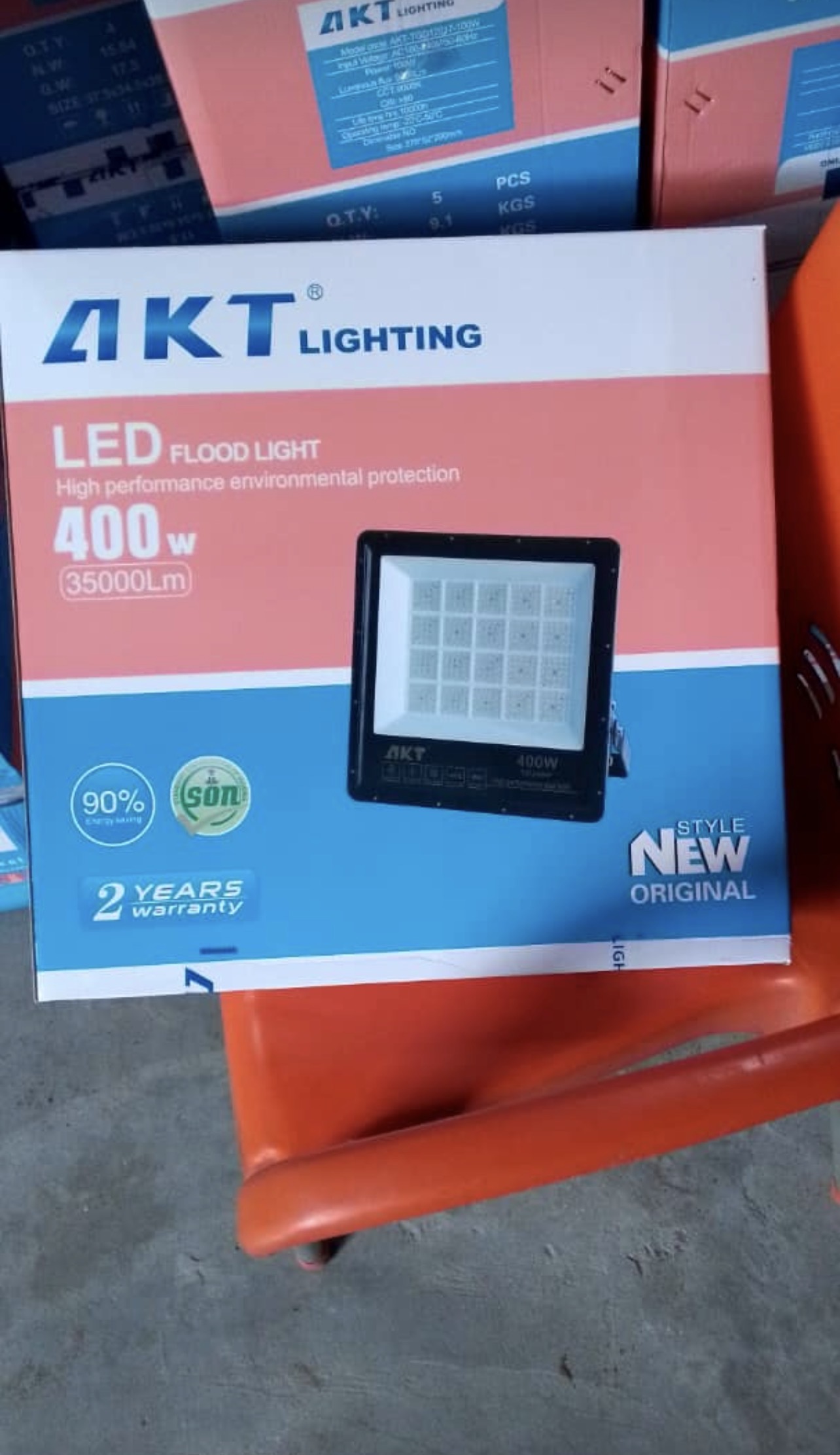 AKT 400W Solar Flood Light Price in Nigeria 🇳🇬 Alaba Solar Marketplace